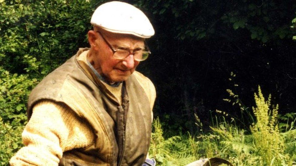 Isle of Man legacy from Donald Collister, 93, funds new walking app ...