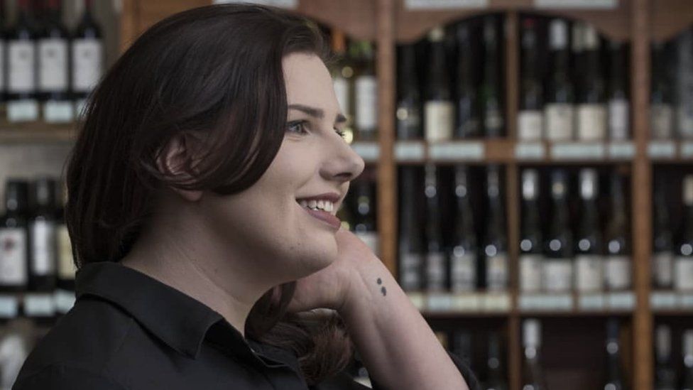 Birmingham: Chefs join forces to support women in the sector - BBC News