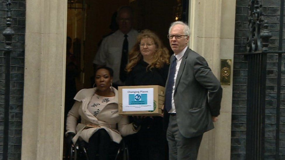 Scunthorpe campaigner hands in better disabled toilets petition - BBC News