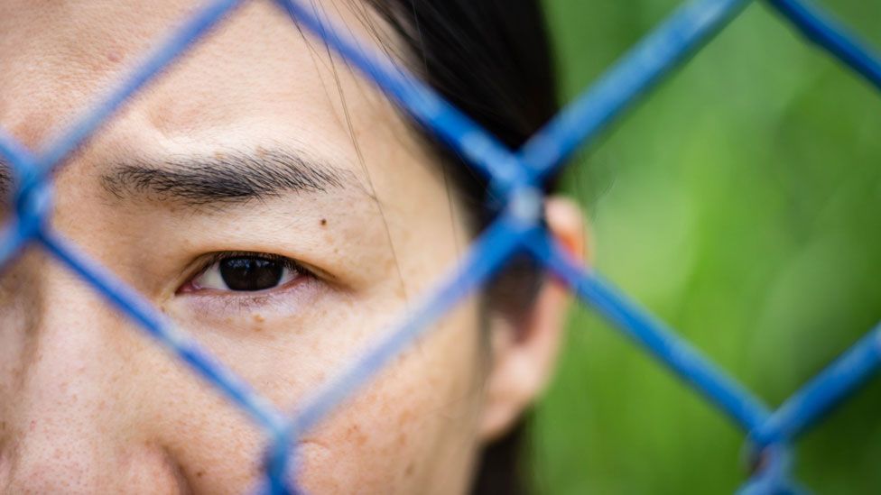 Hotels train staff to spot human trafficking - BBC News