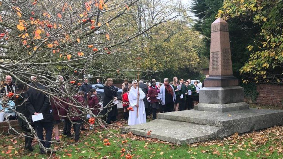 Pelsall marks 150th anniversary of mining disaster - BBC News