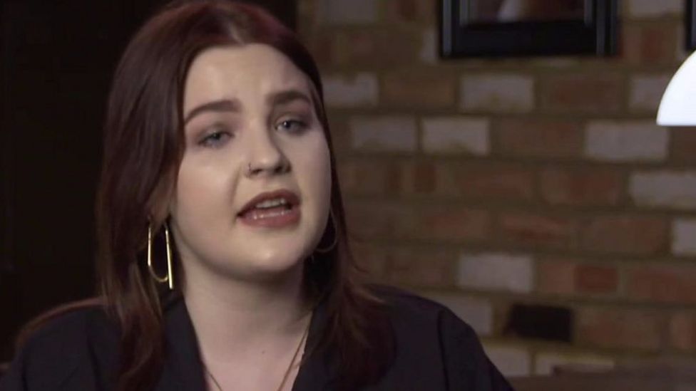 Online grooming: 'The most distressing experience of my life' - BBC News