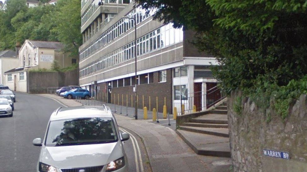 Two men released on police bail after Torquay stabbing - BBC News