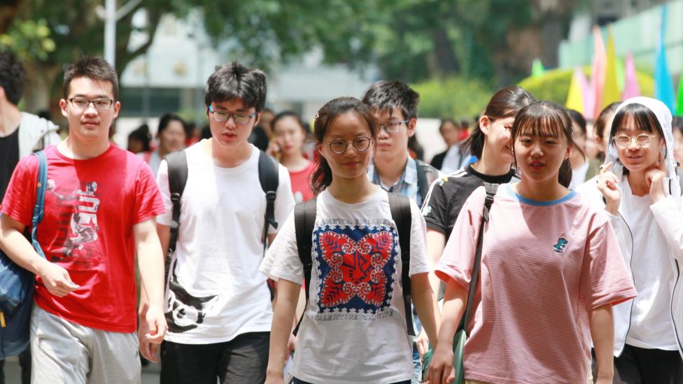 UK universities see boom in Chinese students - BBC News