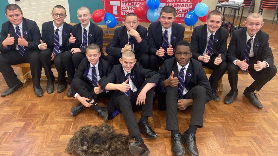 Chesterfield boys shave heads to support friend with cancer - BBC News