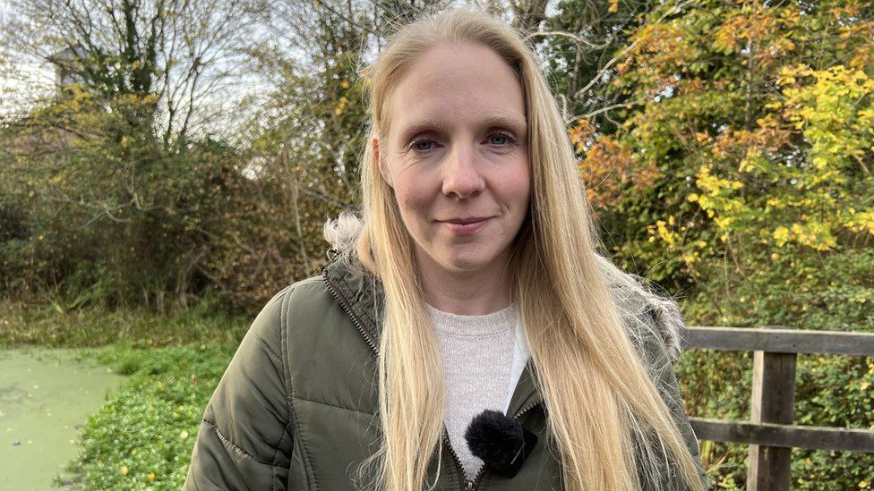 Mixed reaction in Worcestershire to Autumn Statement - BBC News