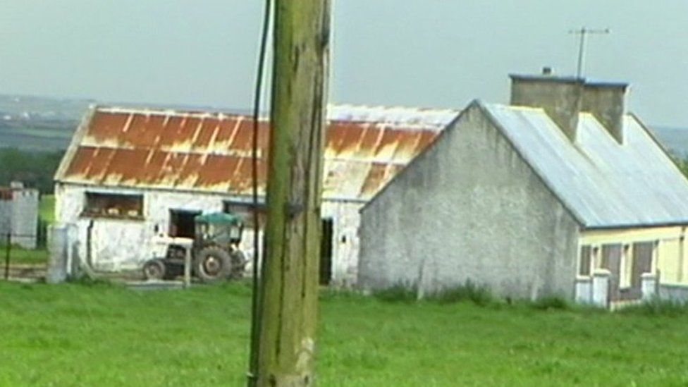 Kerry babies: Irish state apologises to Joanne Hayes - BBC News