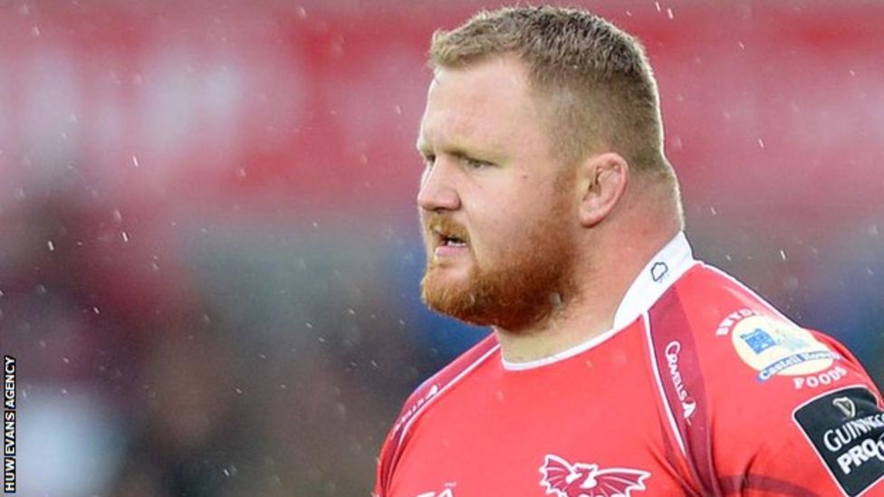 Liam Williams: Scarlets and WRU to work on new deal - Pivac - BBC Sport