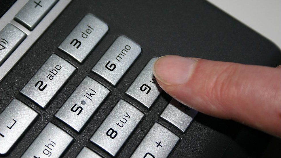 Long wait times at York council customer call centre - BBC News