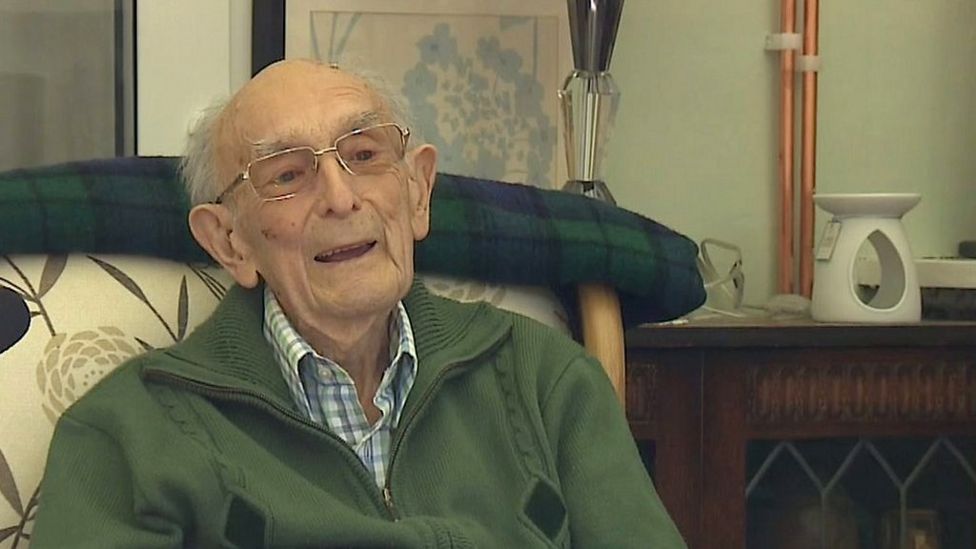 Kettering General Hospital allows visitors as Covid cases fall - BBC News