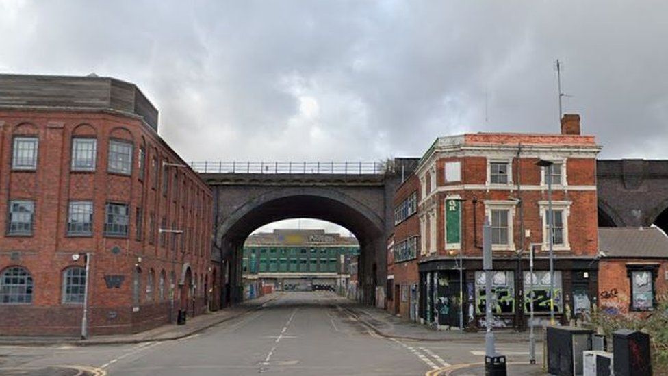 Family pay tribute to man fatally stabbed in Digbeth - BBC News