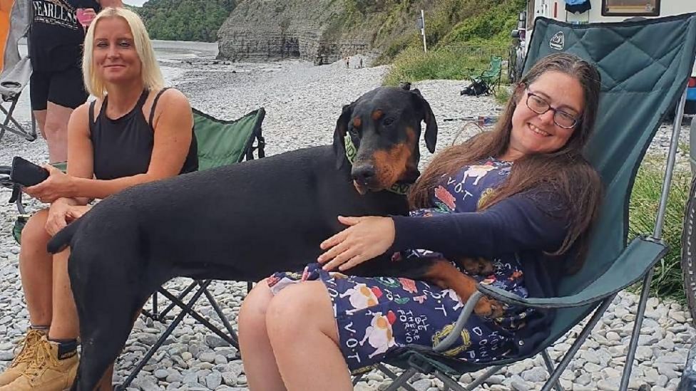 Hartlepool girl's life is transformed by new kidney - BBC News