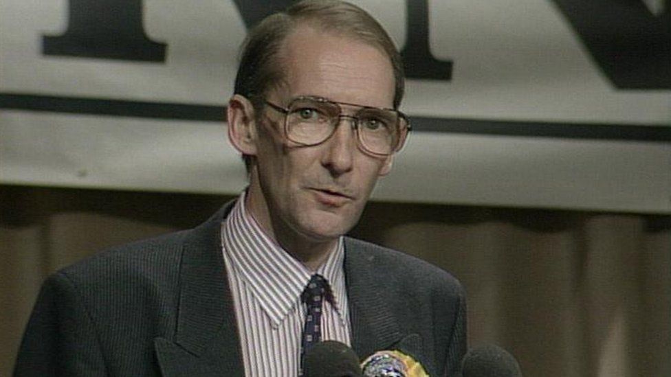 The ex-MPs who died in 2015 - part one - BBC News