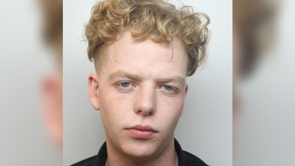 Winsford hammer burglar who robbed elderly couple jailed - BBC News