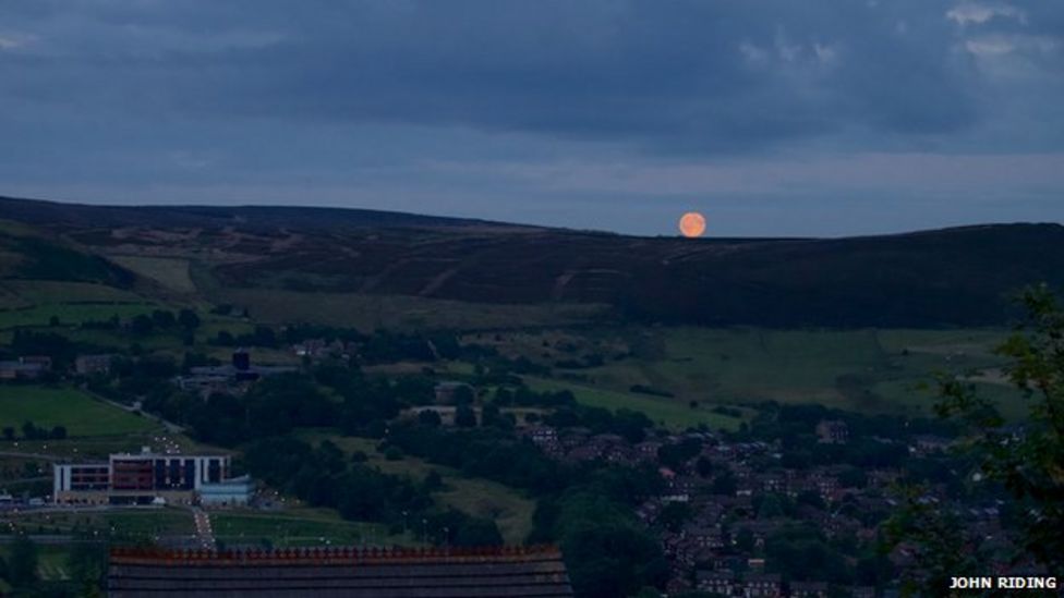 Blue moon: You capture a rare lunar event - BBC News