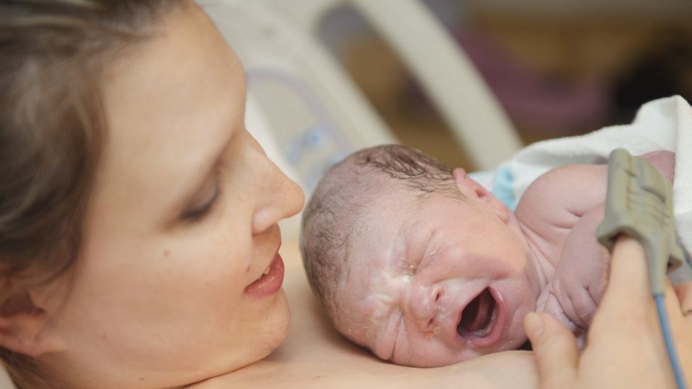 Parents of premature babies face a further trauma - PTSD - BBC News