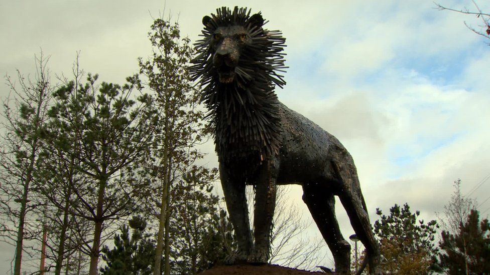 Three boys stabbed ahead of Belfast Somme parade - BBC News