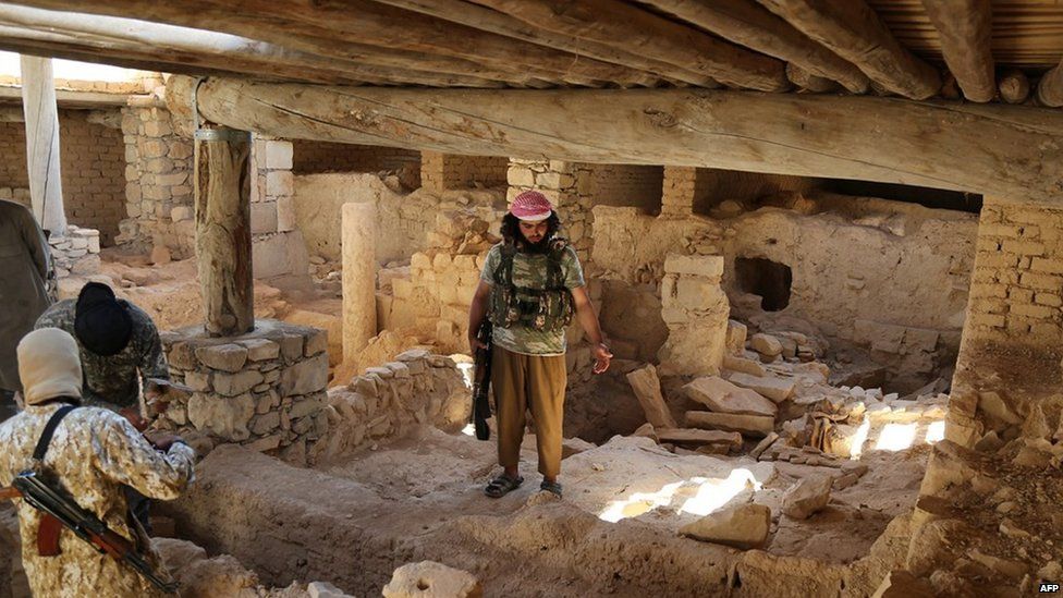 Islamic State in Syria demolishes ancient Mar Elian monastery - BBC News