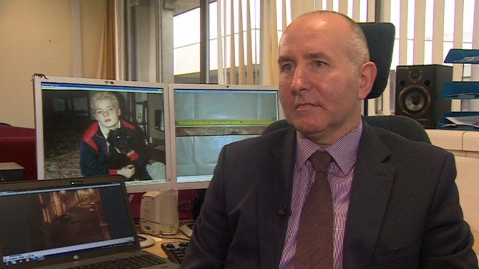 Angela Wrightson: Police took home 'laughing and joking' killers - BBC News