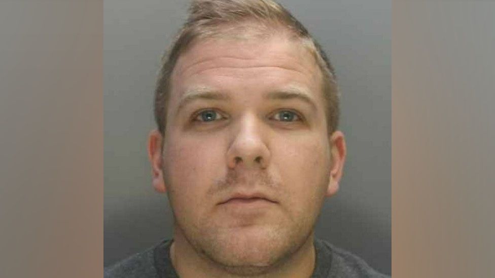 Kendal fraudster killed himself over debts, coroner hears - BBC News