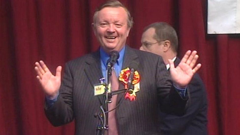 Welsh Assembly election: Labour eyes fifth term in power - BBC News