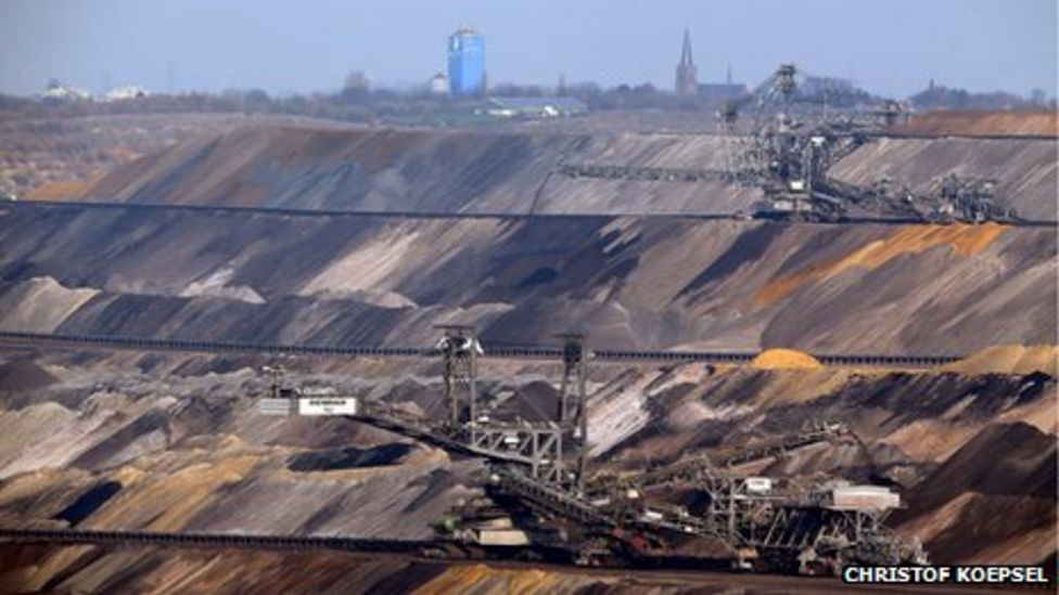 German coal industry underpins renewable push - BBC News
