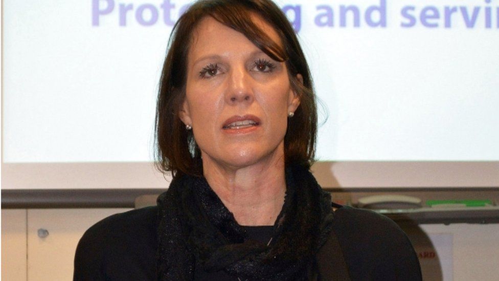 Breck Bednar murder: Film warning of online grooming launched - BBC News