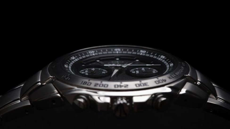 3D barcodes target counterfeit drugs and devices - BBC News