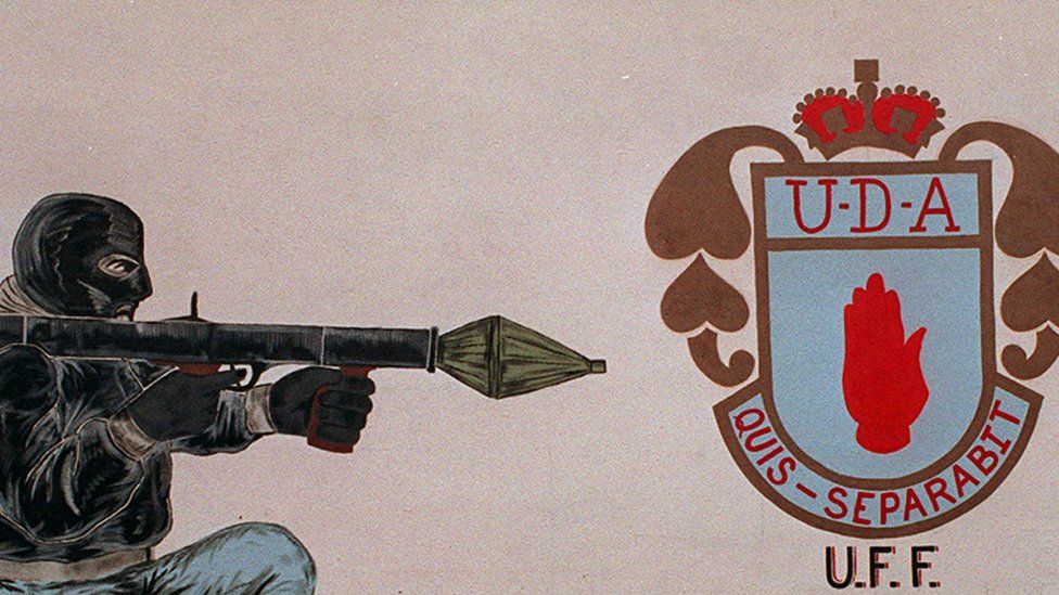 Four arrests in operation targeting west Belfast UDA - BBC News