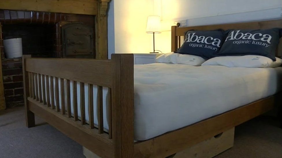 Super-rich customers turn to Wrexham furniture firm - BBC News