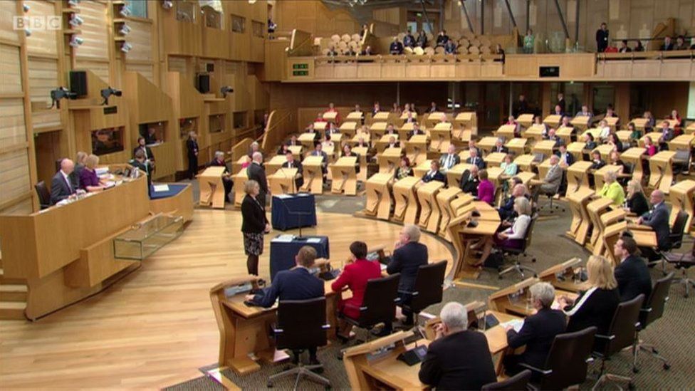 MSPs sworn in for fifth session of Scottish parliament - BBC News