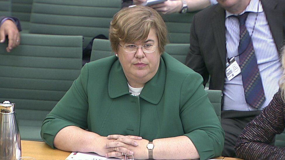 Pensions watchdog learned of BHS sale from media reports - BBC News