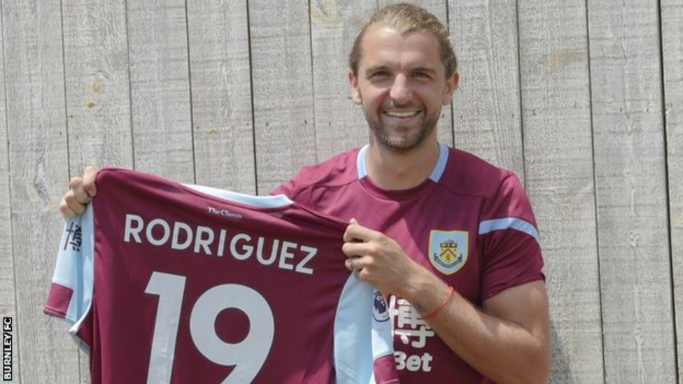 Jay Rodriguez: Burnley re-sign West Brom striker on two-year deal - BBC ...