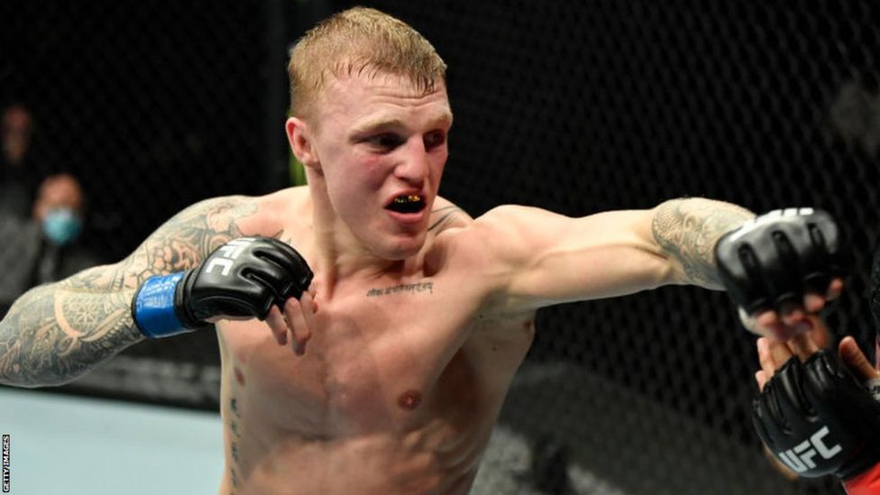 Cage Warriors 166: Mason Jones secures third straight stoppage win ...