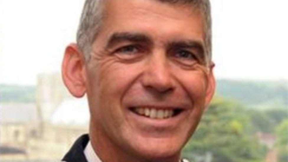 Married PC who hid secret affair sacked for misconduct - BBC News