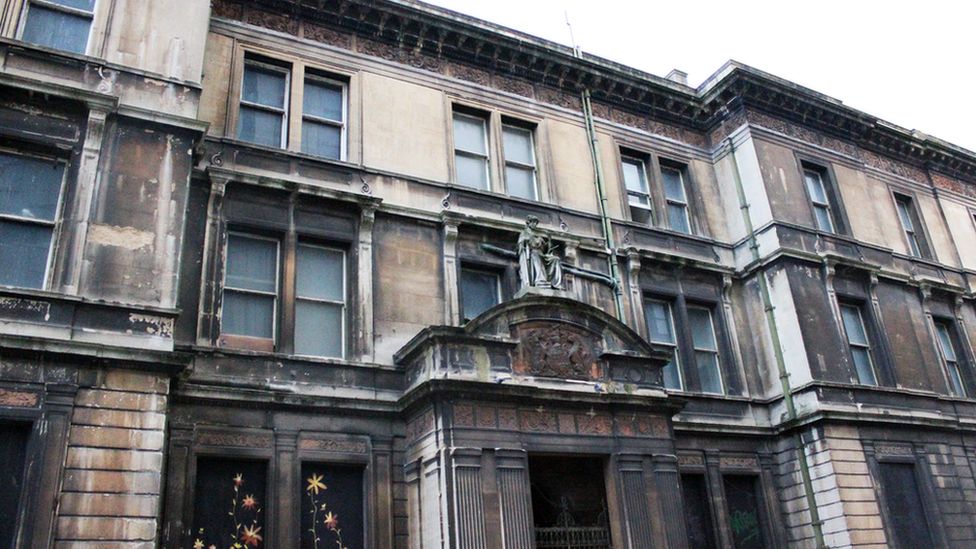 Bristol magistrates' court to become creative hub - BBC News