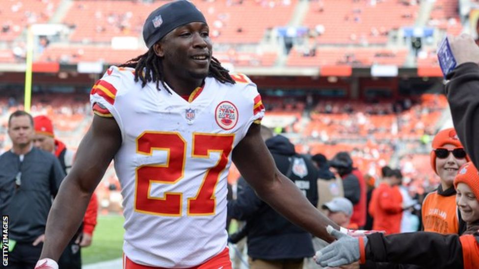 Kareem Hunt: Kansas City Chiefs release running back over video - BBC Sport