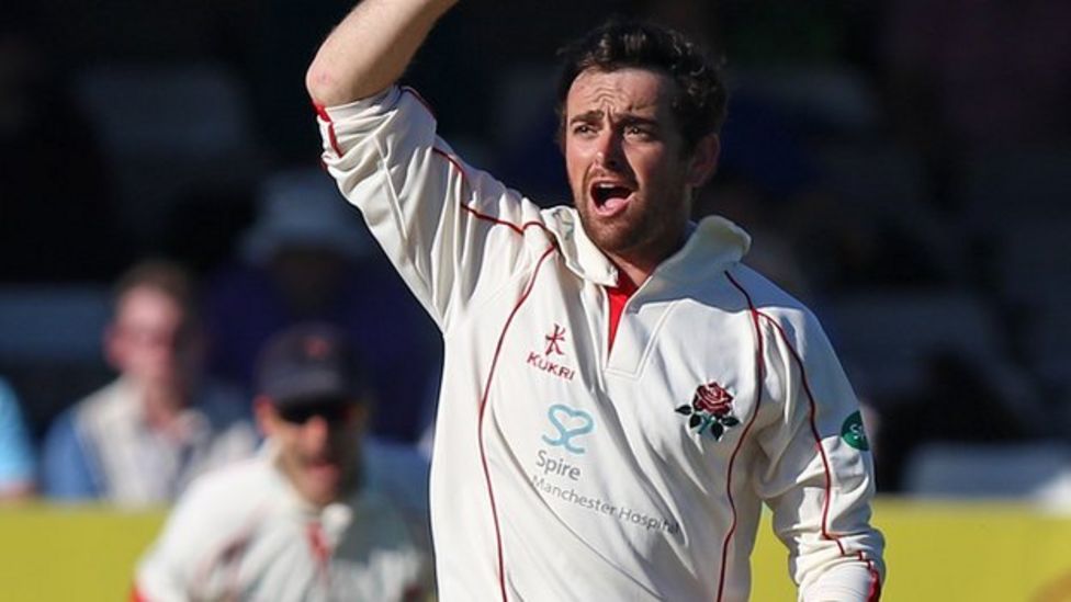 Surrey v Lancashire: Stephen Parry and Simon Kerrigan put hosts to ...