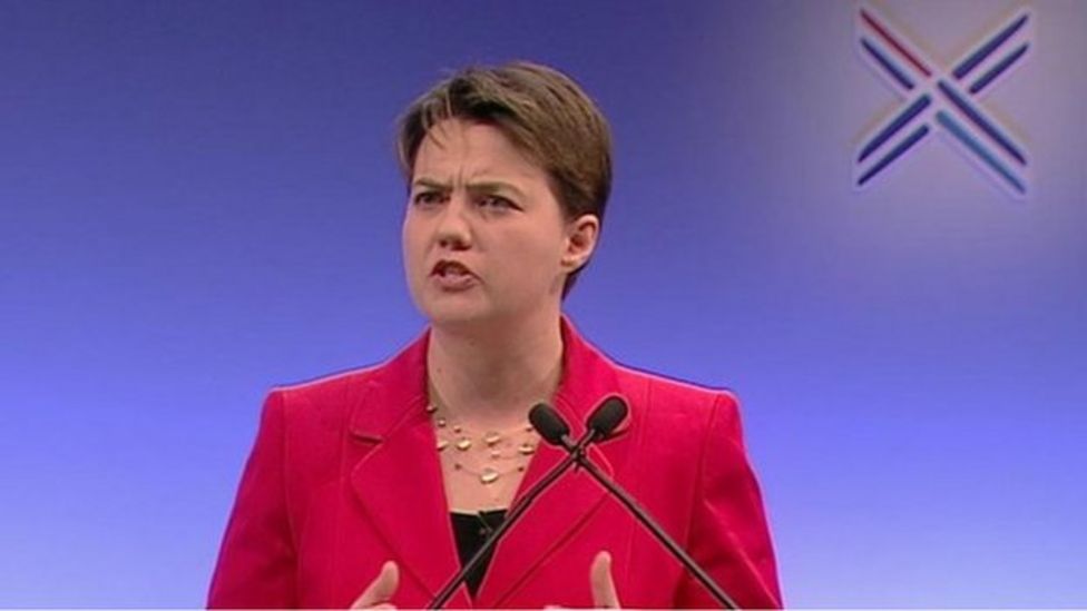 Scottish Tory leader Ruth Davidson to switch to Lothians - BBC News