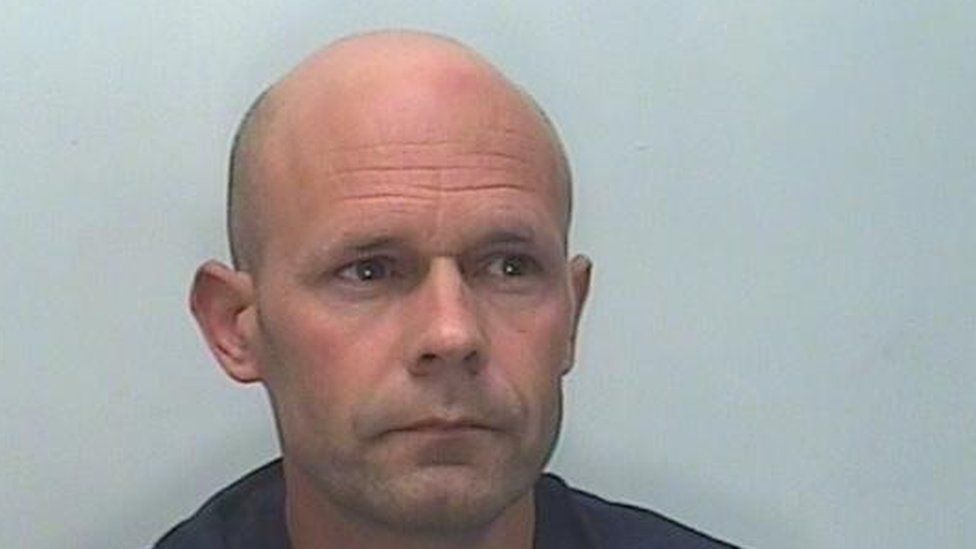 Man jailed for shooting wife's 'revenge porn' lover - BBC News