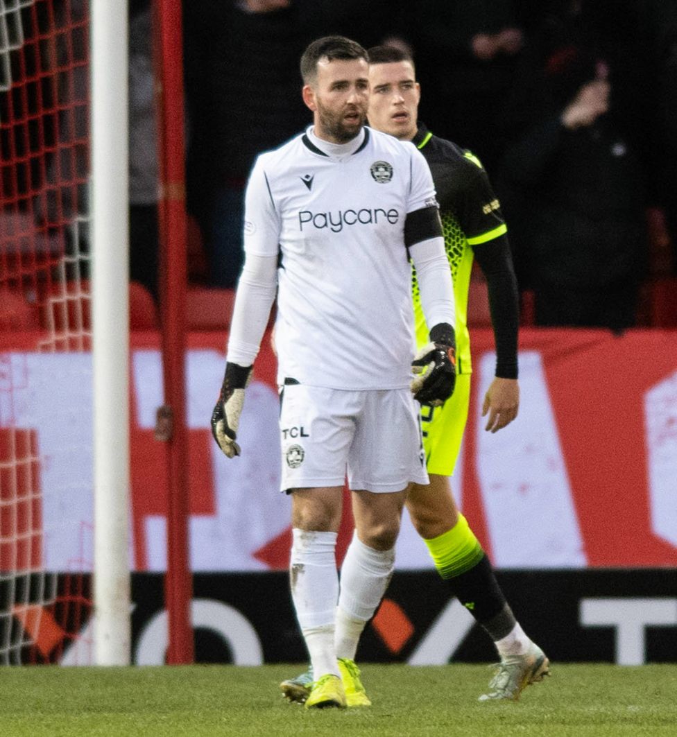 Aberdeen 3-1 Motherwell: Who impressed? - BBC Sport