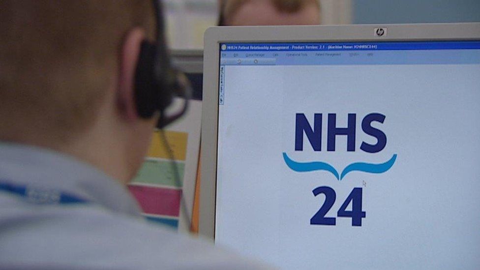 NHS 24 staff use pen and paper after new system crashes - BBC News
