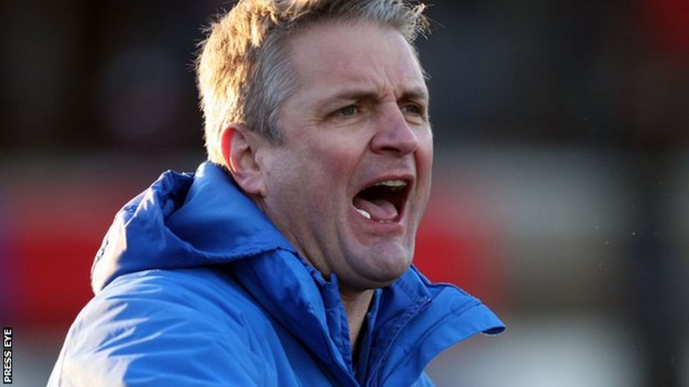 Colin Nixon agrees two-year deal as Ards manager - BBC Sport