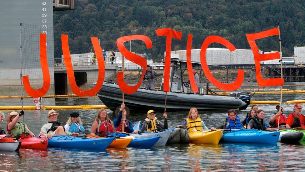 US curbs Arctic offshore oil and gas drilling - BBC News