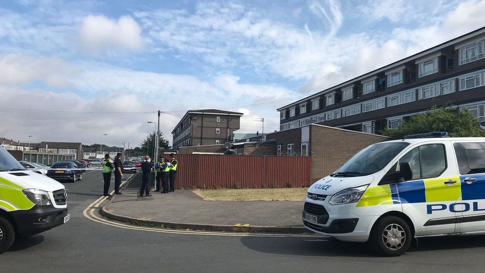 Wolverhampton shooting: Man dies in Park Village attack - BBC News