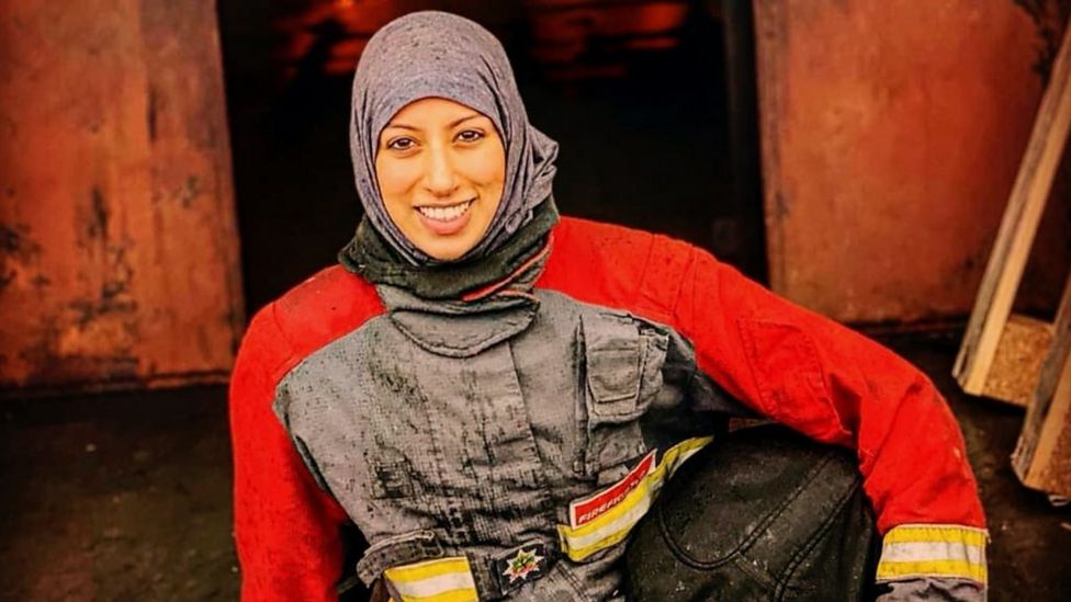 Miss Teen Great Britain: Leicestershire Muslim girl wears hijab in ...