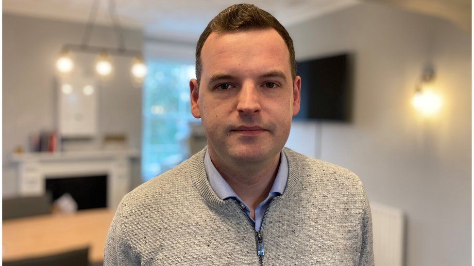 Debt-laden Eastleigh Borough Council votes for extra housing spend ...