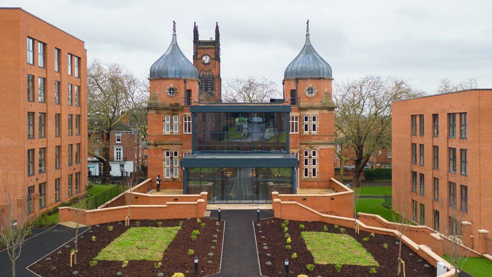 Derby's historic 'pepper pots' building brought back to life - BBC News