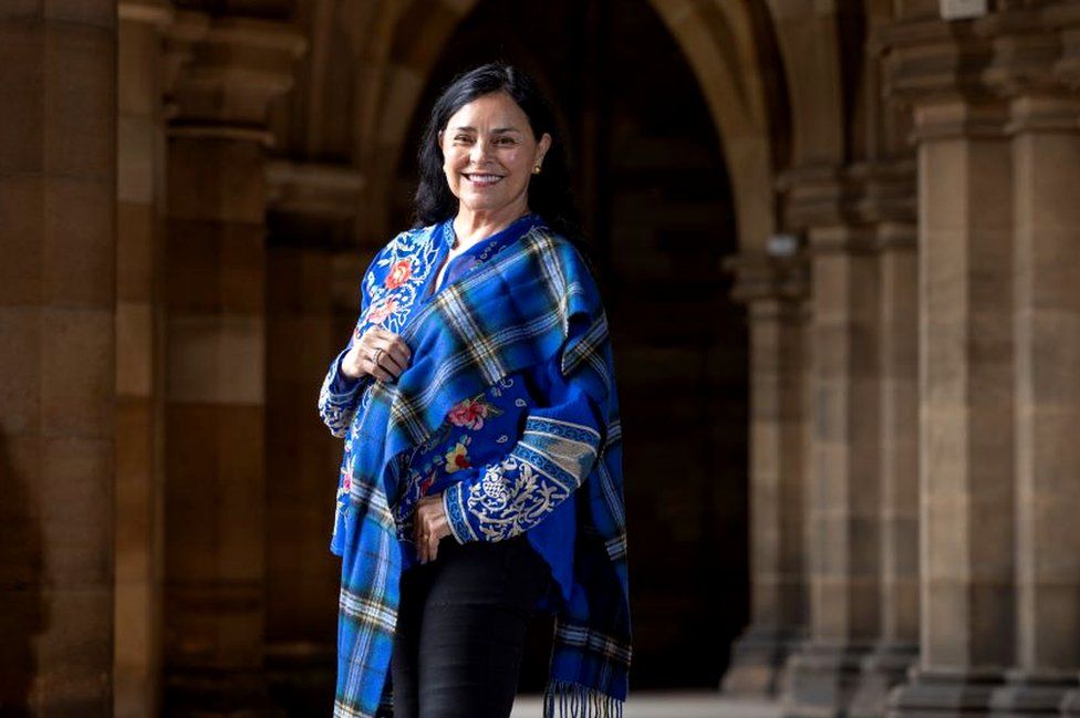 Diana Gabaldon recalls how first Outlander book 'almost cancelled ...