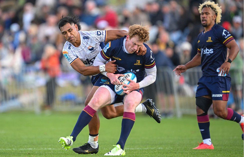 Pennod newydd i Stephen Jones - BBC Cymru Fyw